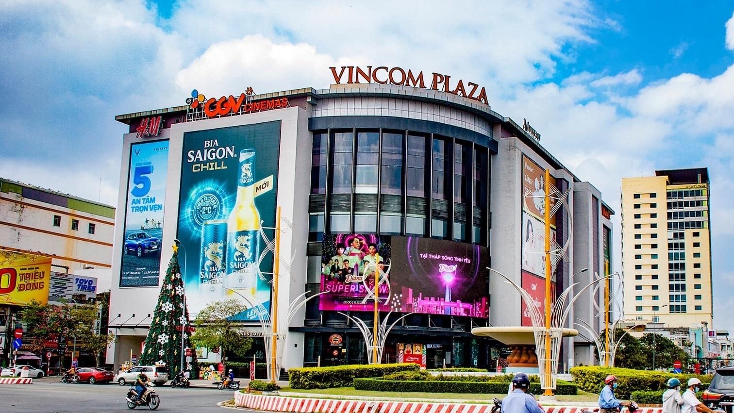 Vincom Plaza Hùng Vương